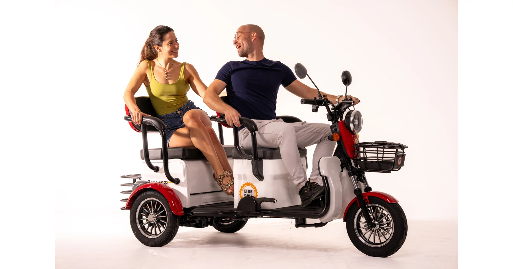 2 személyes 3 kerekű elektromos robogó 25km/h